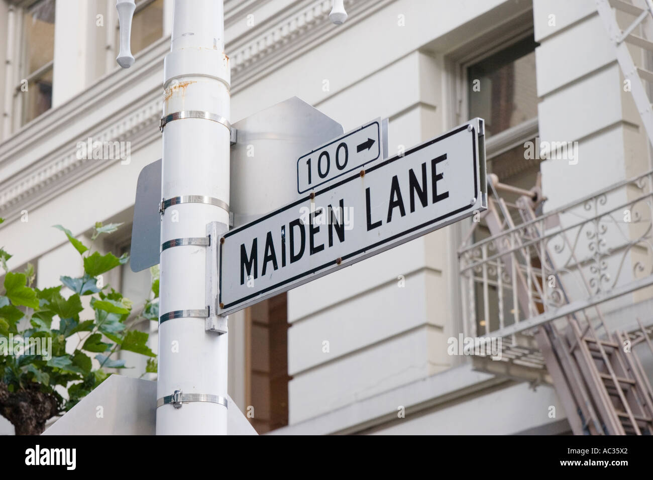 Maiden Lane is an upscale pedestrian shopping street in the Union ...