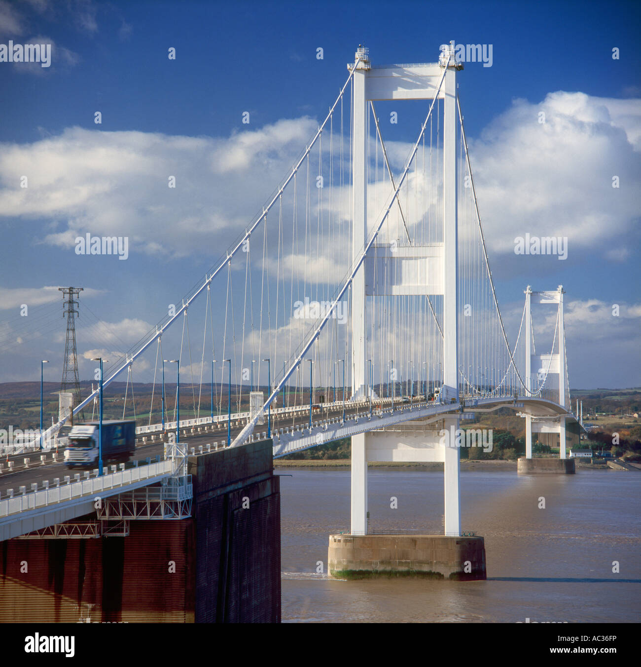 Severn bridge 1966 hi-res stock photography and images - Alamy
