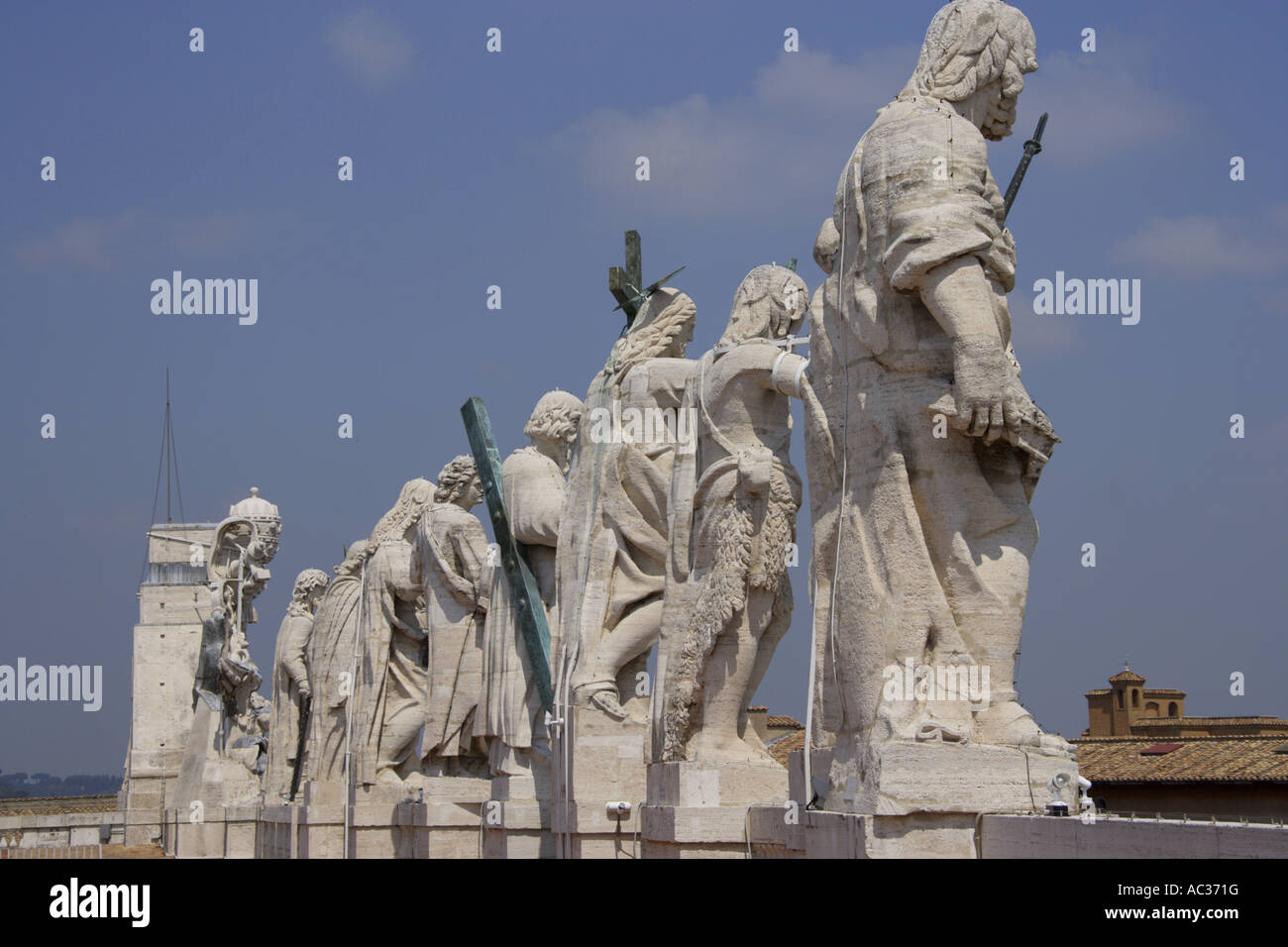 Apostles On St Peters Basilica High Resolution Stock Photography and ...