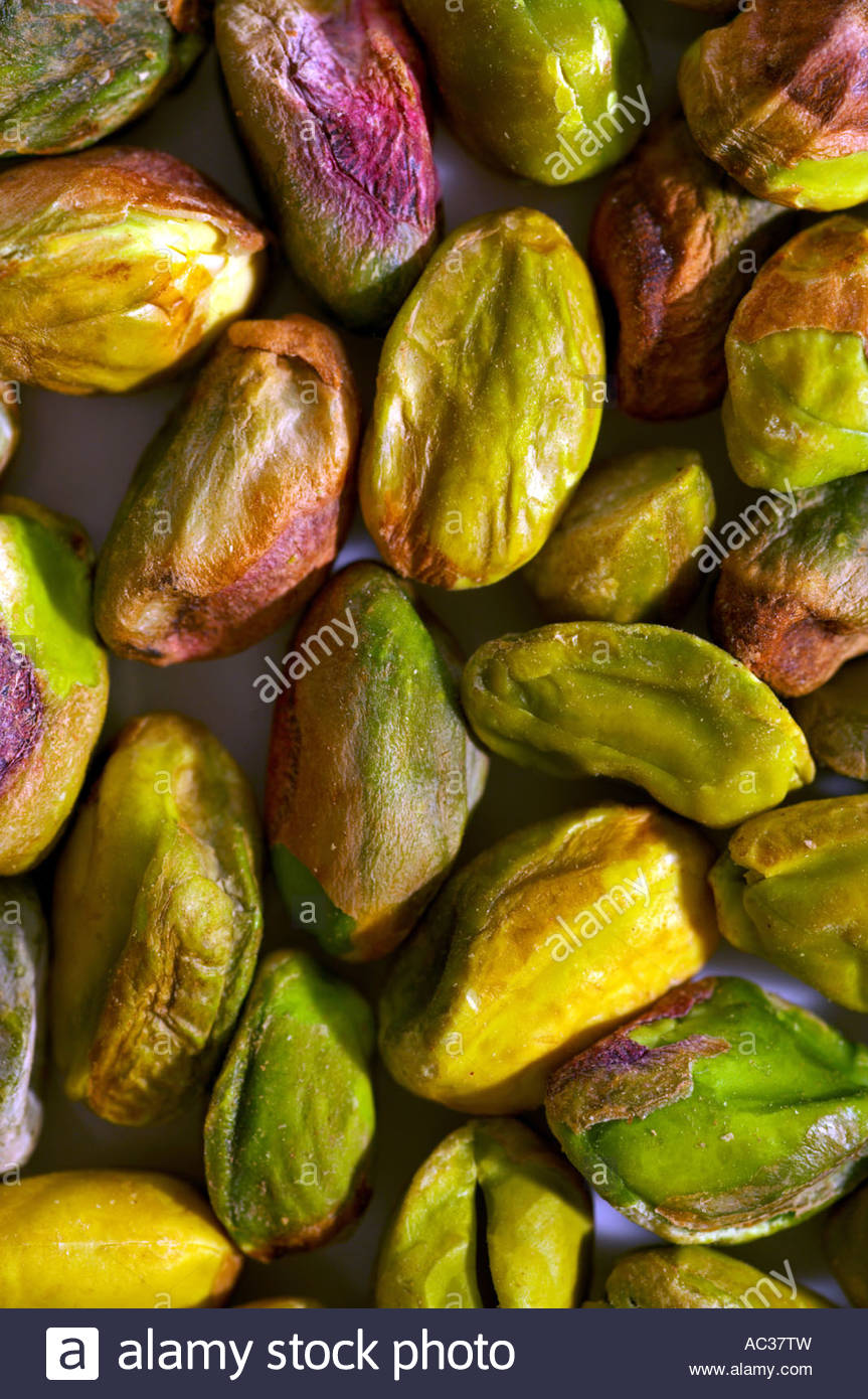 Pistacia vera ripe hi-res stock photography and images - Alamy