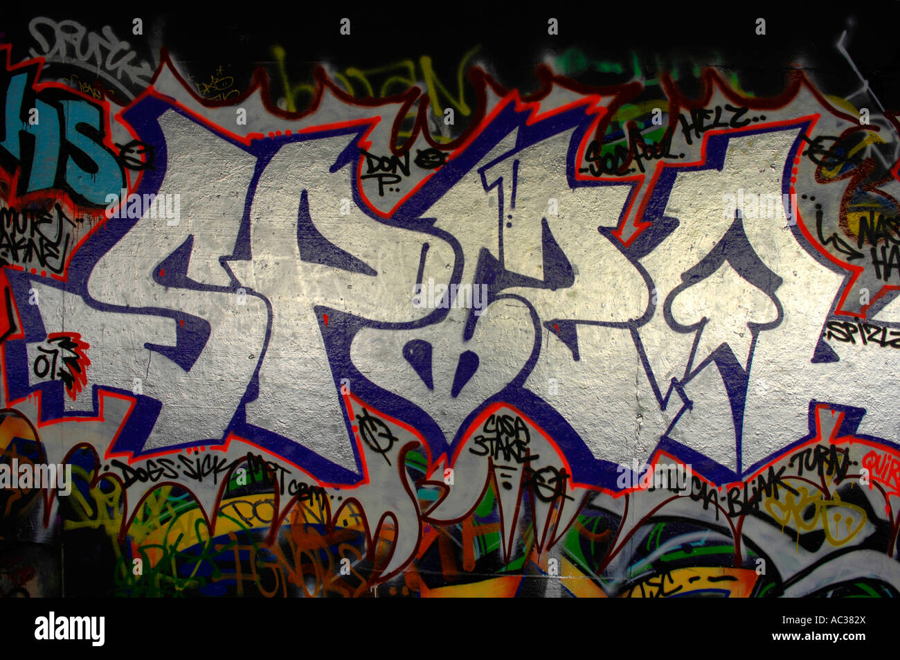 crime criminal damage art tags tagging southbank london underneath ...