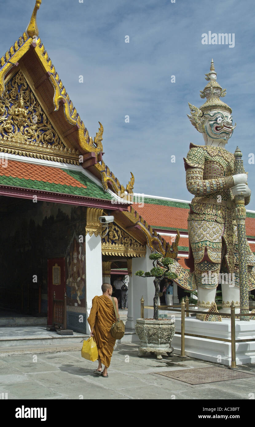 Yaksha Demon Guard at the Grand Palace, Bangkok Thailand Stock Photo ...