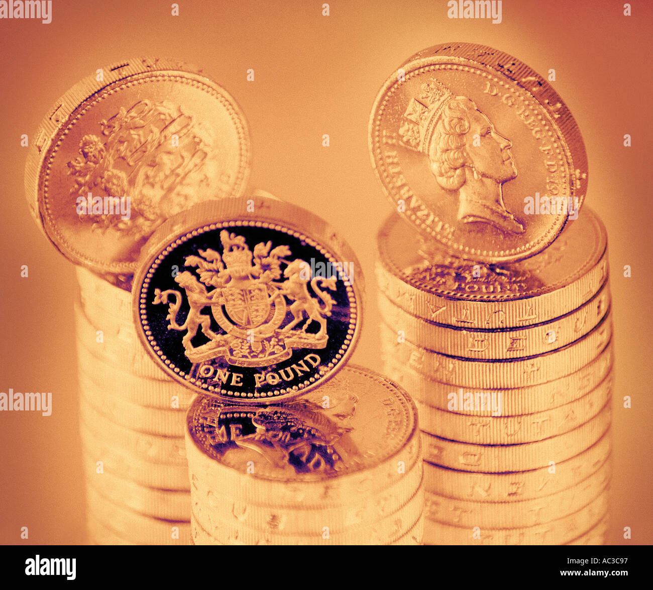 Uk stacks of Pound coins Stock Photo - Alamy