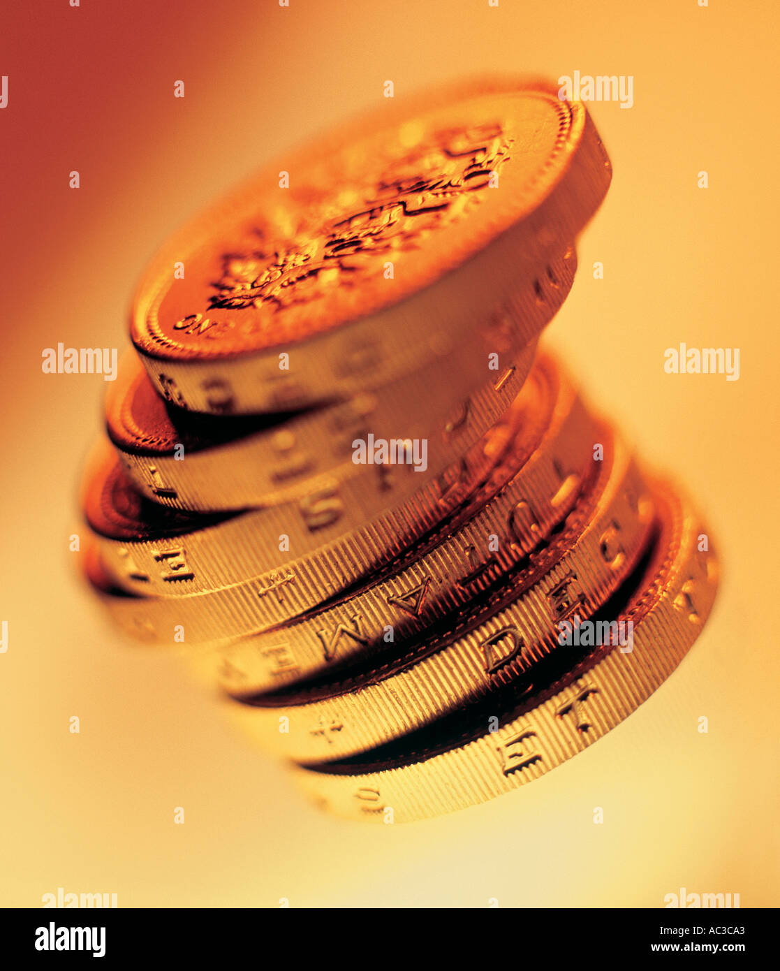 Uk stack of Pound coins Stock Photo - Alamy