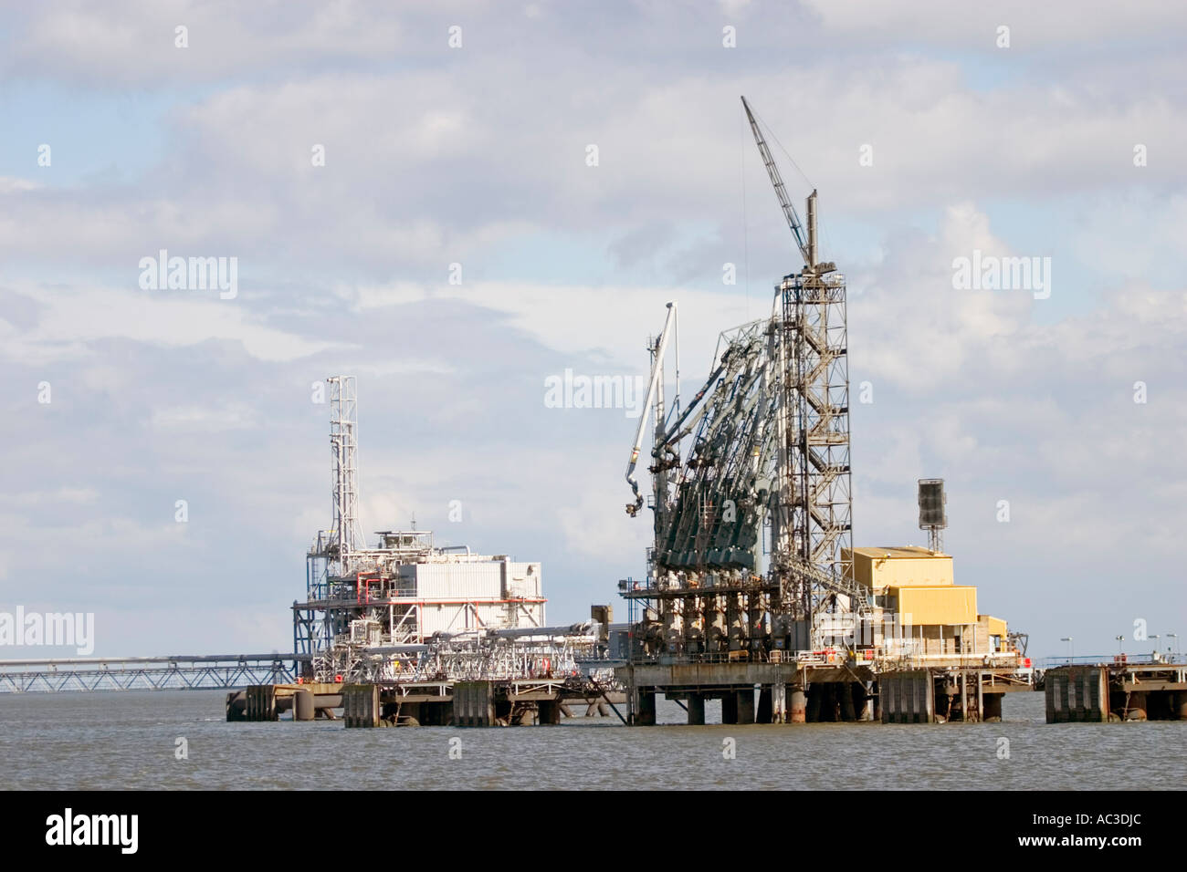 Hound point terminal hi-res stock photography and images - Alamy