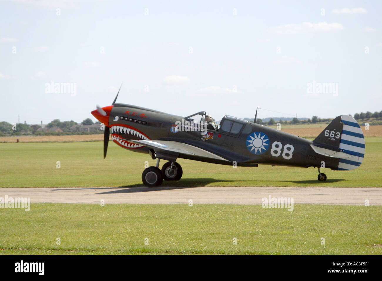 Curtiss p40 warhawk hi-res stock photography and images - Alamy