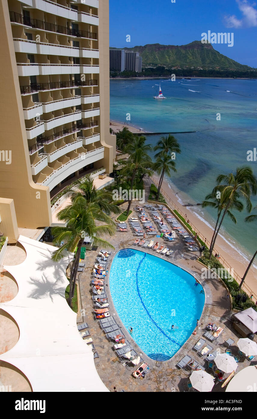 Sheraton waikiki pool hi-res stock photography and images - Alamy