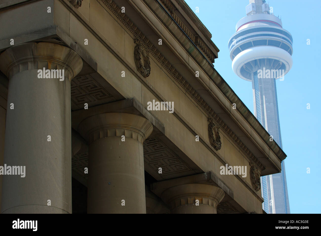 Old CPR station building and new CN tower in Toronto Stock Photo - Alamy