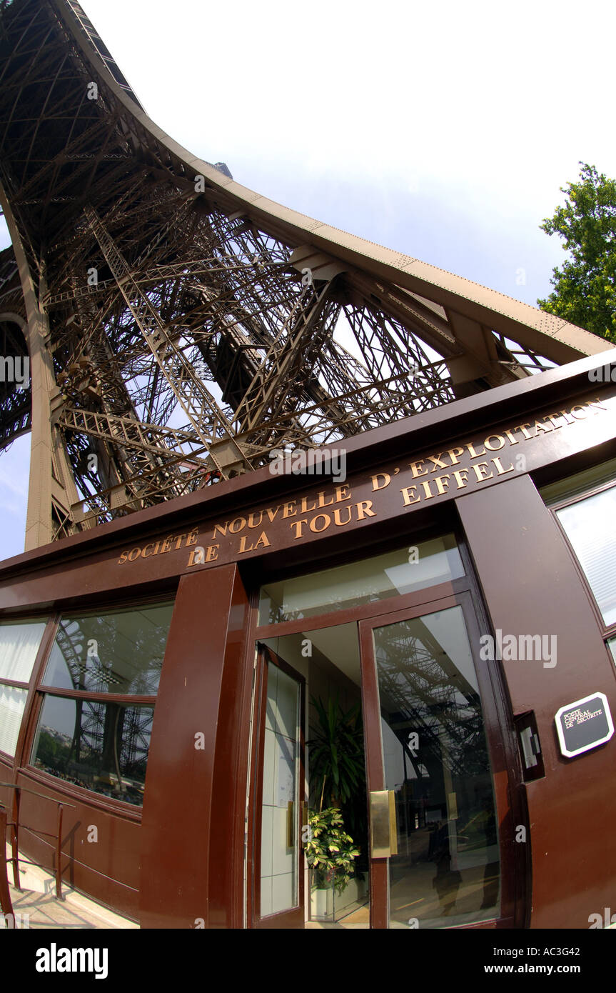 Eiffel tower gustave eiffel office hi-res stock photography and images ...