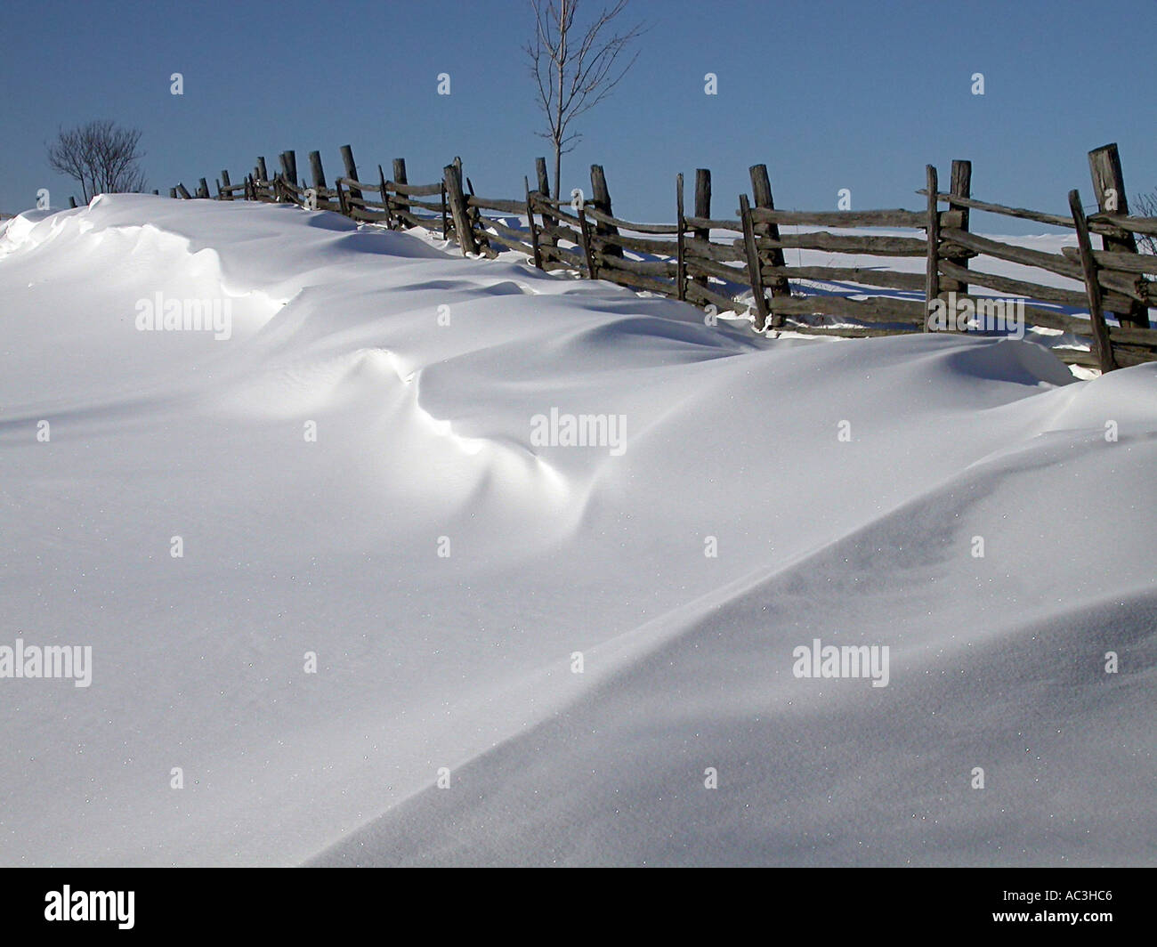 Drift fence hi-res stock photography and images - Alamy