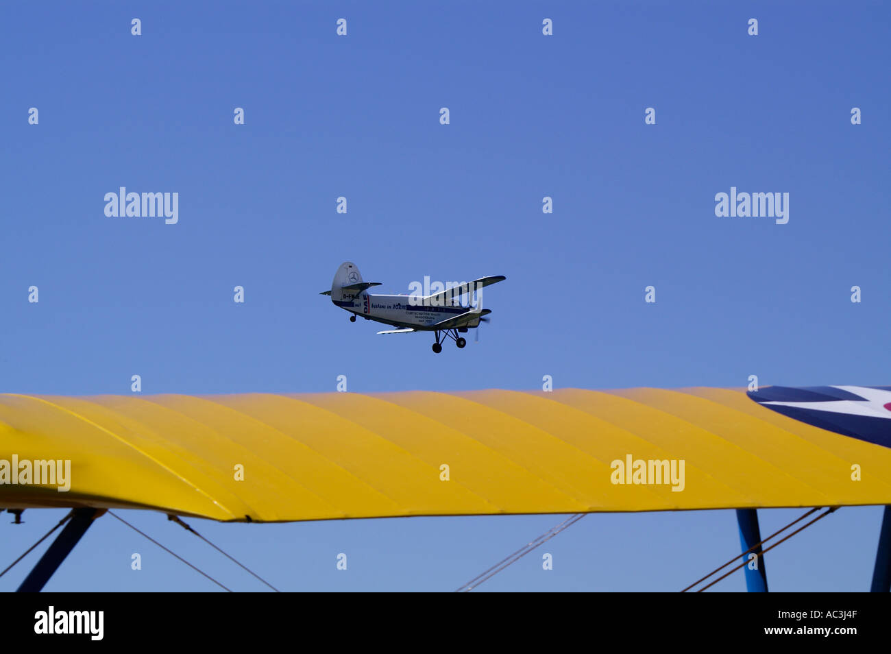double winged aircraft Stock Photo - Alamy