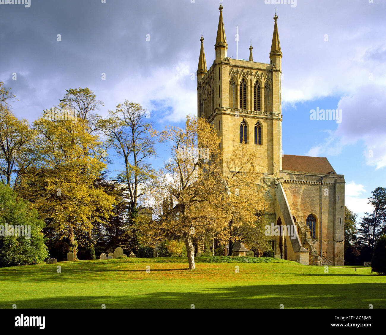 GB - WORCESTERSHIRE: Pershore Abbey Stock Photo - Alamy