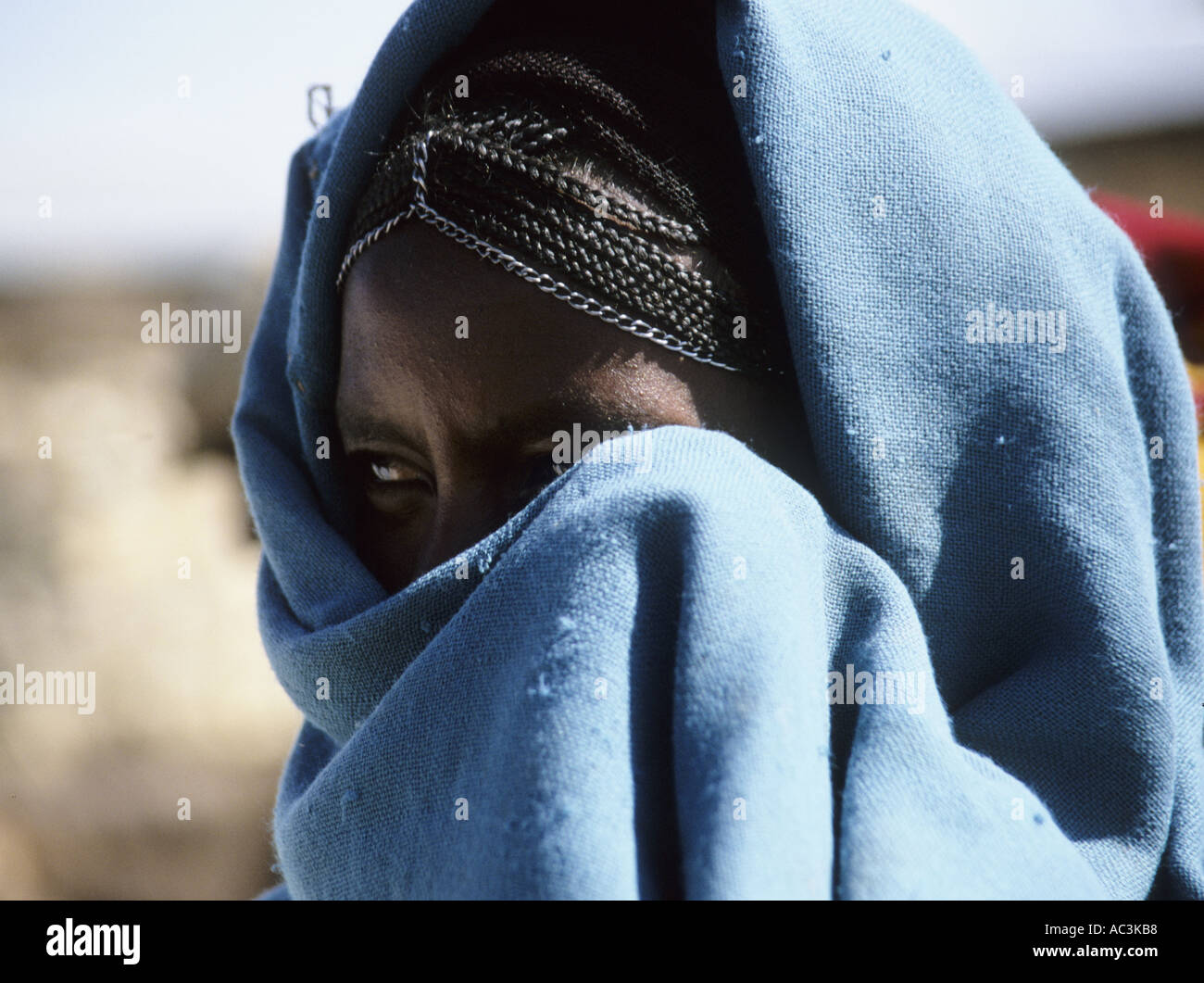Covering head cloth hi-res stock photography and images - Alamy