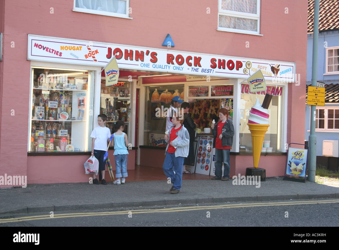 Traditional Rock Shop. Norfolk Stock Photo - Alamy