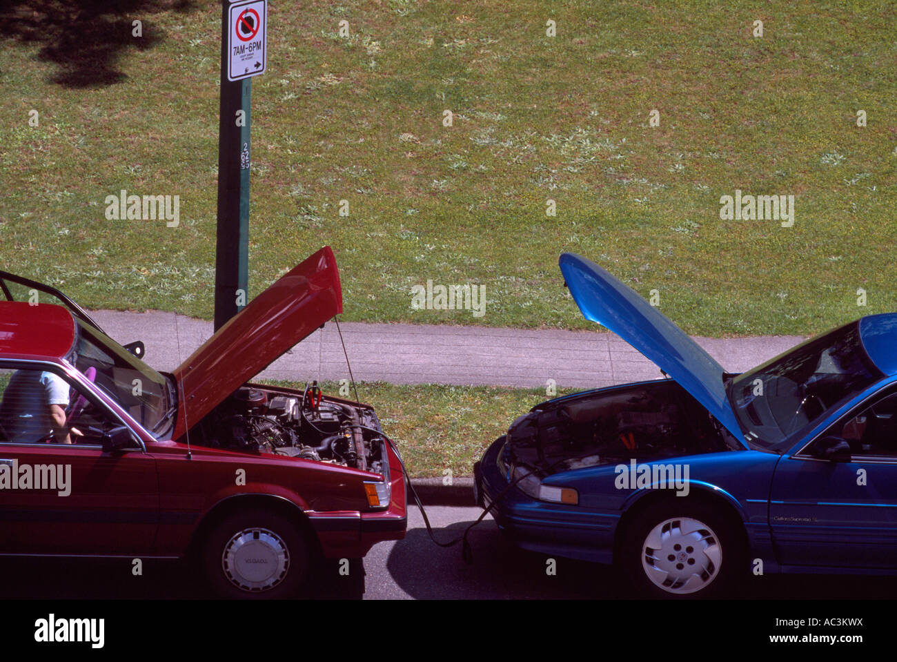 Car stalled hi-res stock photography and images - Alamy