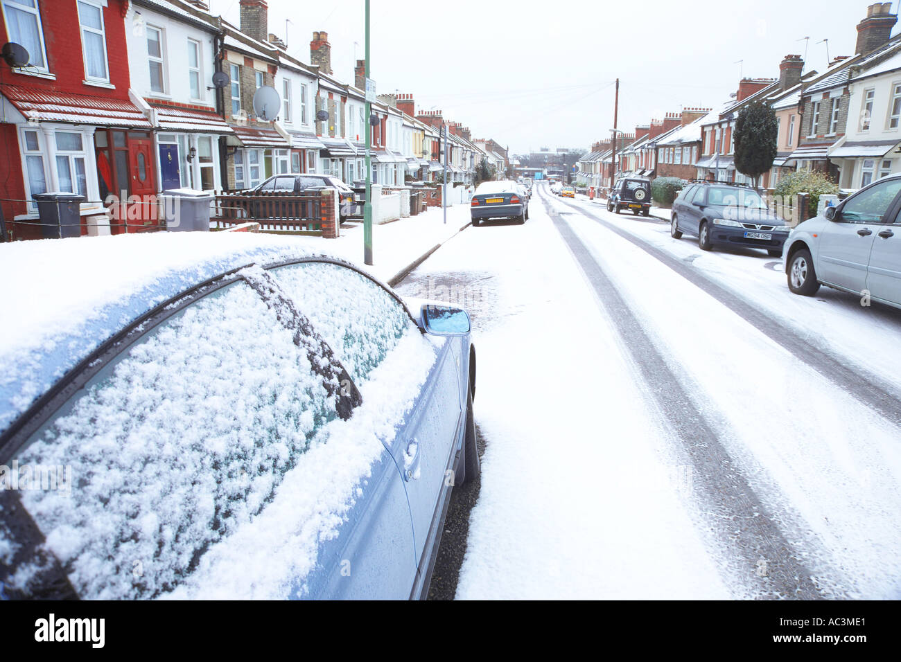 Victorian london snow hi-res stock photography and images - Alamy