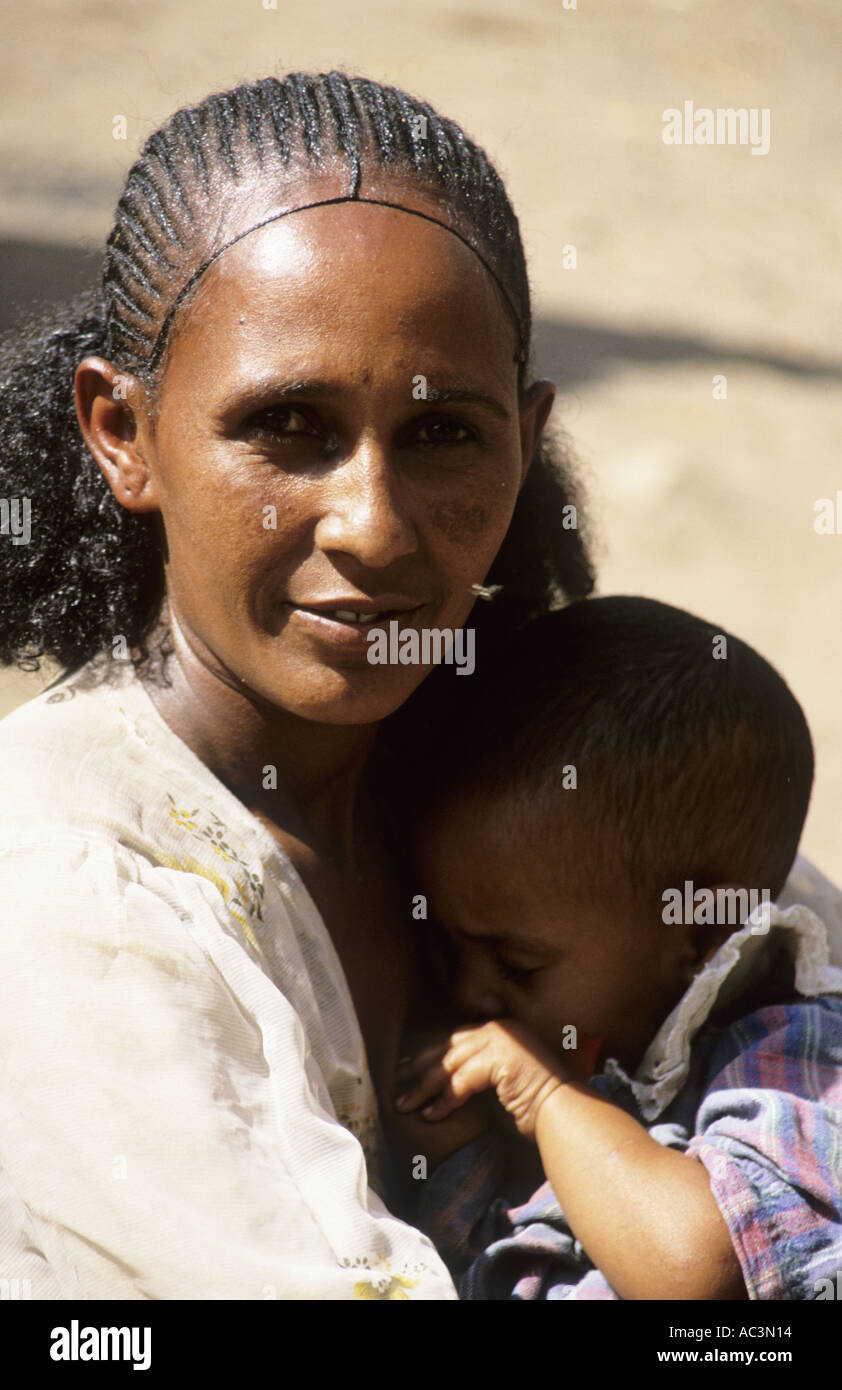 Tigray mother and child in Ethiopia Stock Photo - Alamy