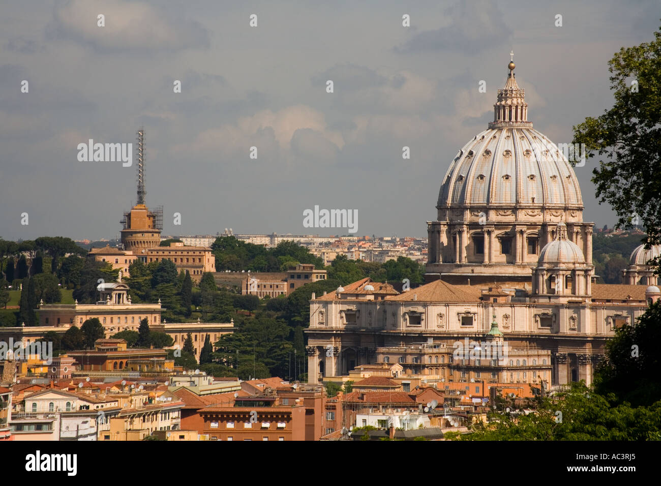 Dome of St Peters Basilica Rome Stock Photo - Alamy