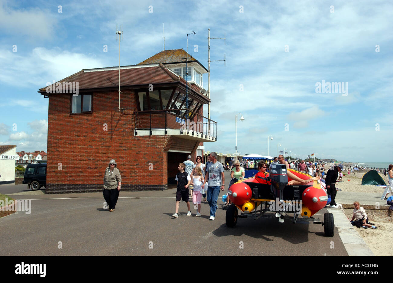 Hm coastguard station hi-res stock photography and images - Alamy