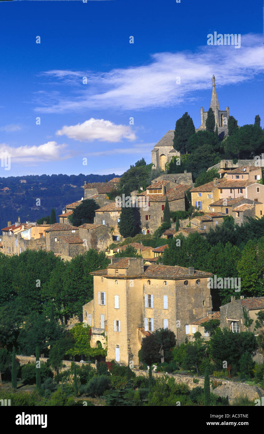 Town of bonnieux hi-res stock photography and images - Alamy