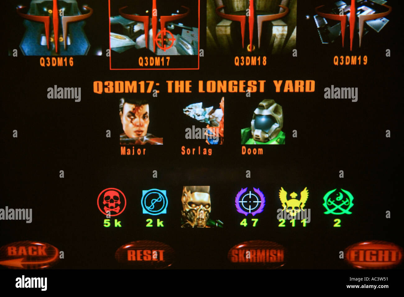 Computer game screen hi-res stock photography and images - Alamy