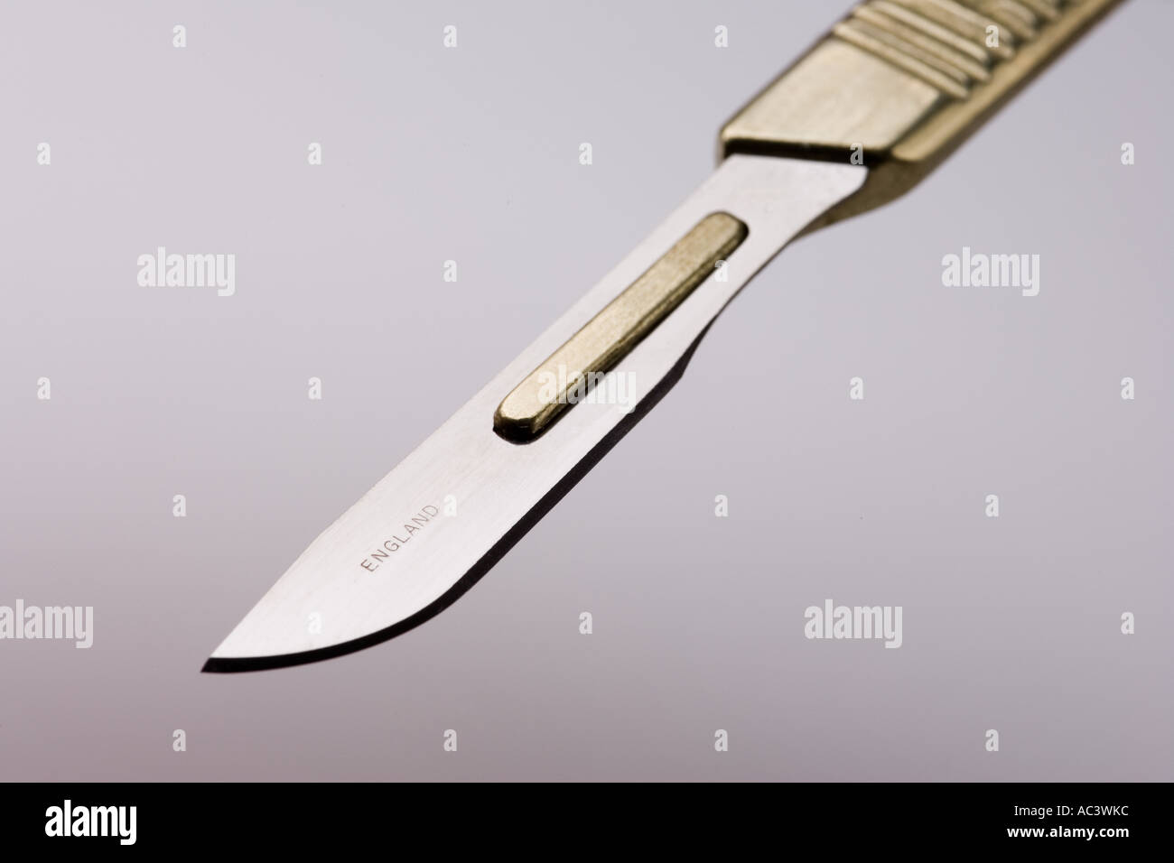 Scalpel handle hi-res stock photography and images - Alamy