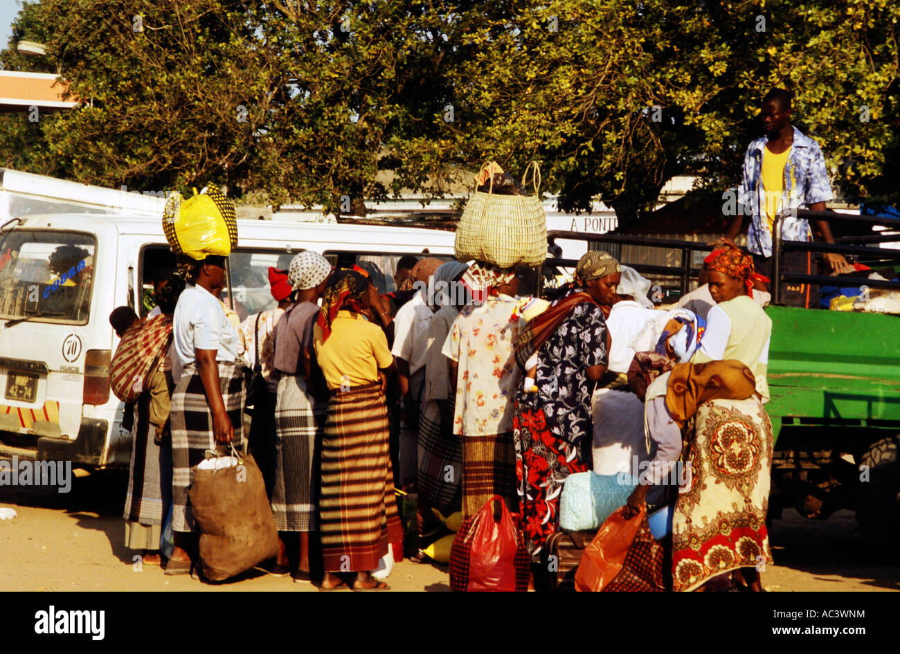 Catembe bus stop scene hi-res stock photography and images - Alamy