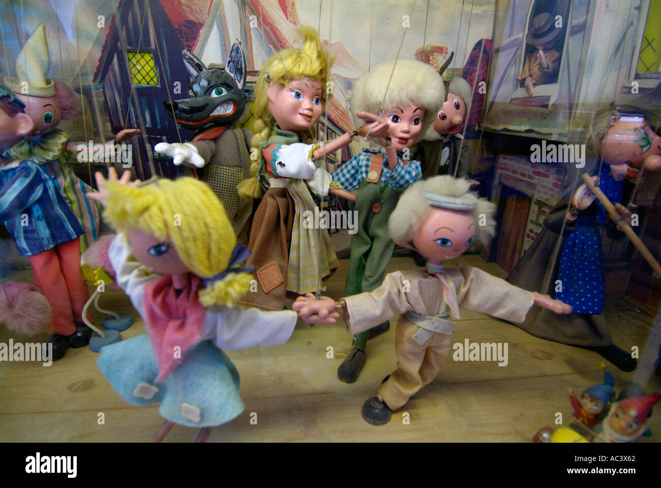 String doll children hi-res stock photography and images - Alamy