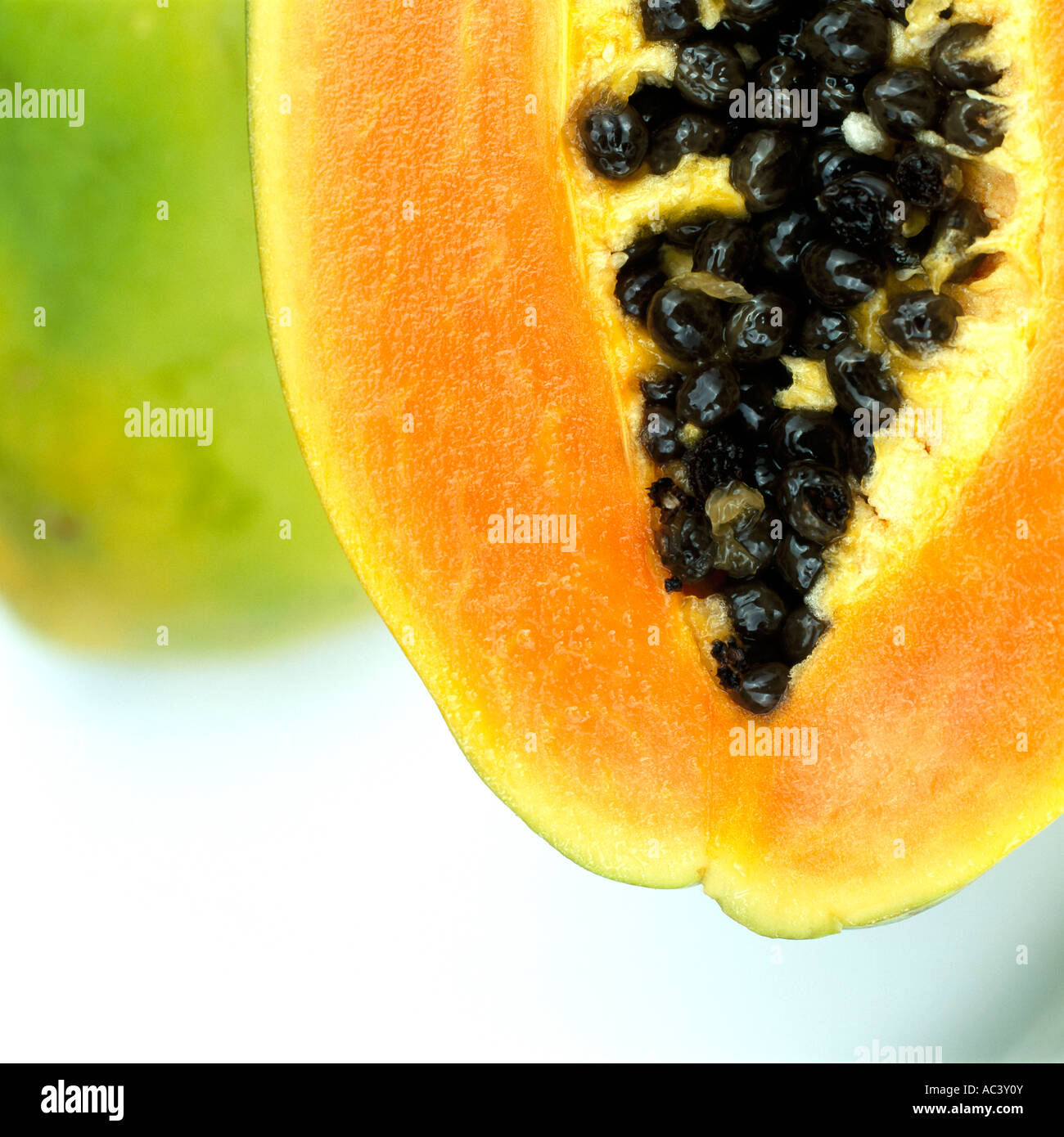 Fruit half halved papayas hi-res stock photography and images - Alamy