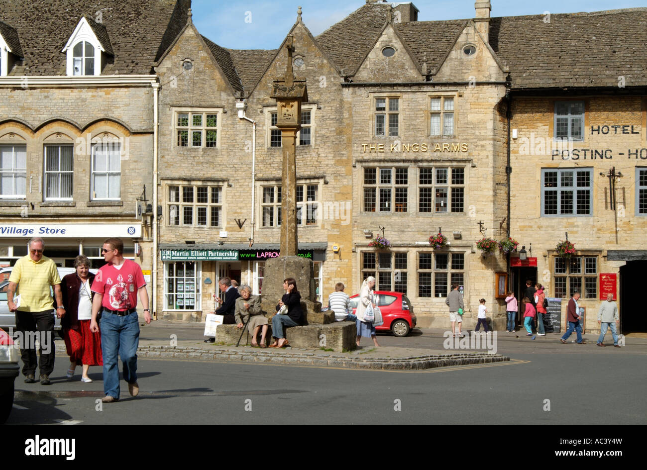 Stow on the Wold a Cotswold market town in Gloucestershire England UK ...