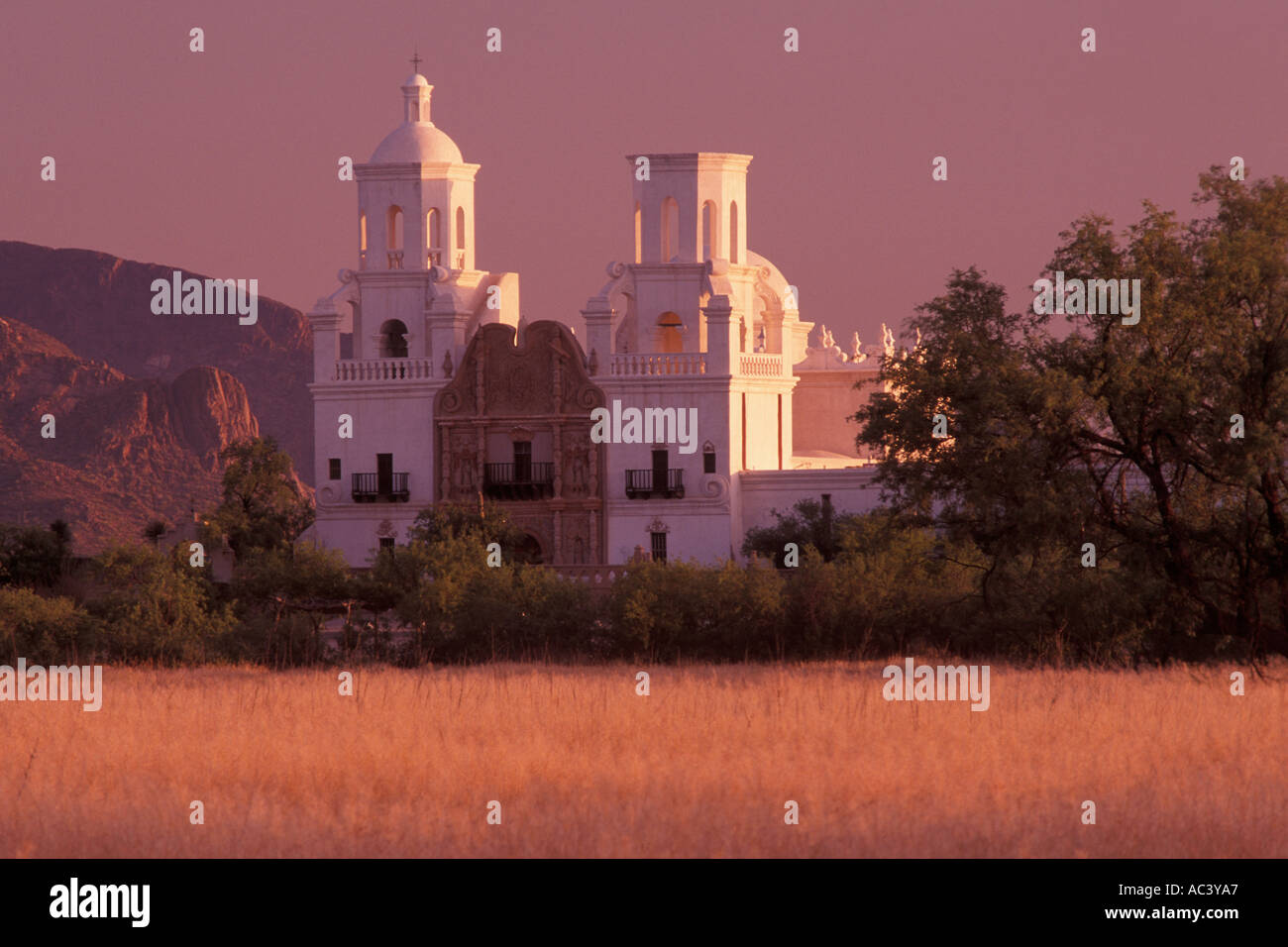 Spanish missions arizona hi-res stock photography and images - Alamy