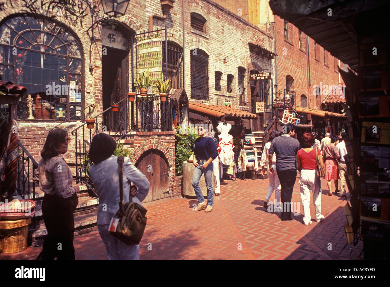 Olvera street los angeles hi-res stock photography and images - Alamy