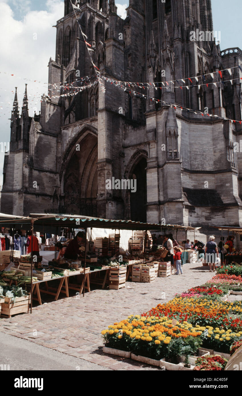 Market stalls in front of the cathedral in Sees Normandy north west ...