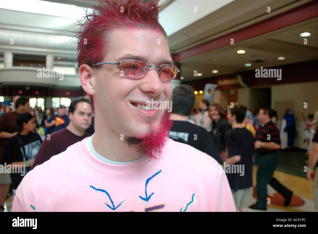 Young People at MegaCon dressing and acting like characters they admire ...