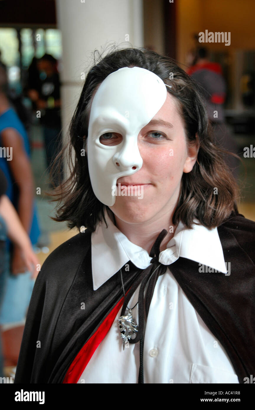 Young People at MegaCon dressing and acting like characters they admire ...