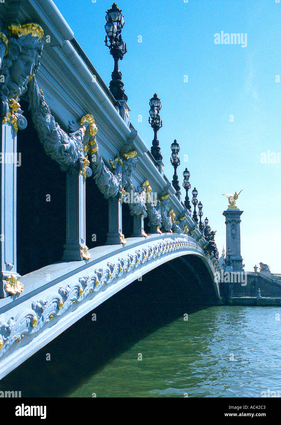 Alexandre iii bridge beautiful hi-res stock photography and images - Alamy