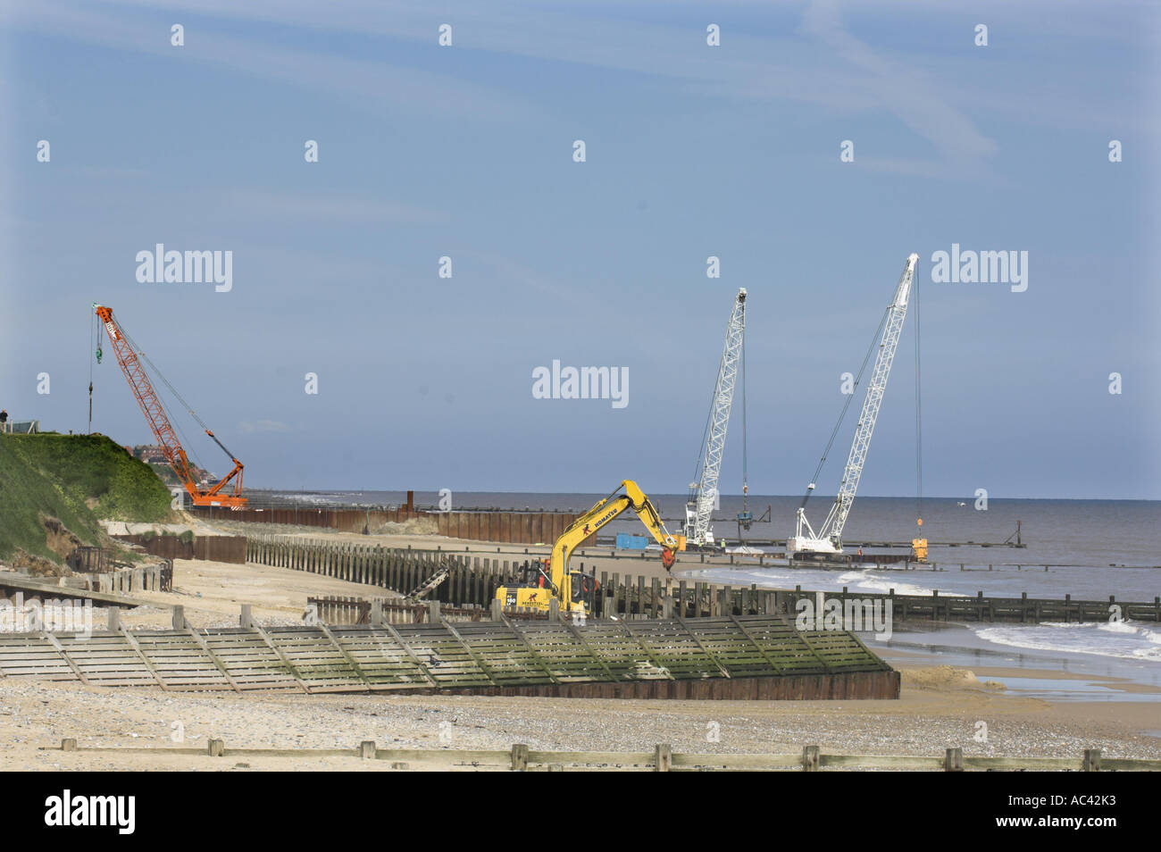 old sea defences and views of the cliffs, walcott, Norfolk, UK Stock ...