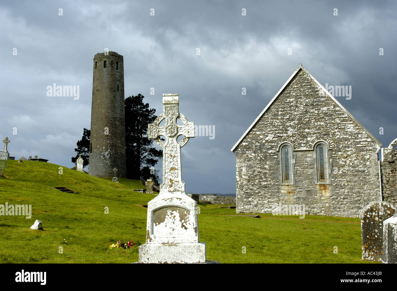 The ancient monastery of Clonmacnoise Co Offaly Ireland Stock Photo - Alamy