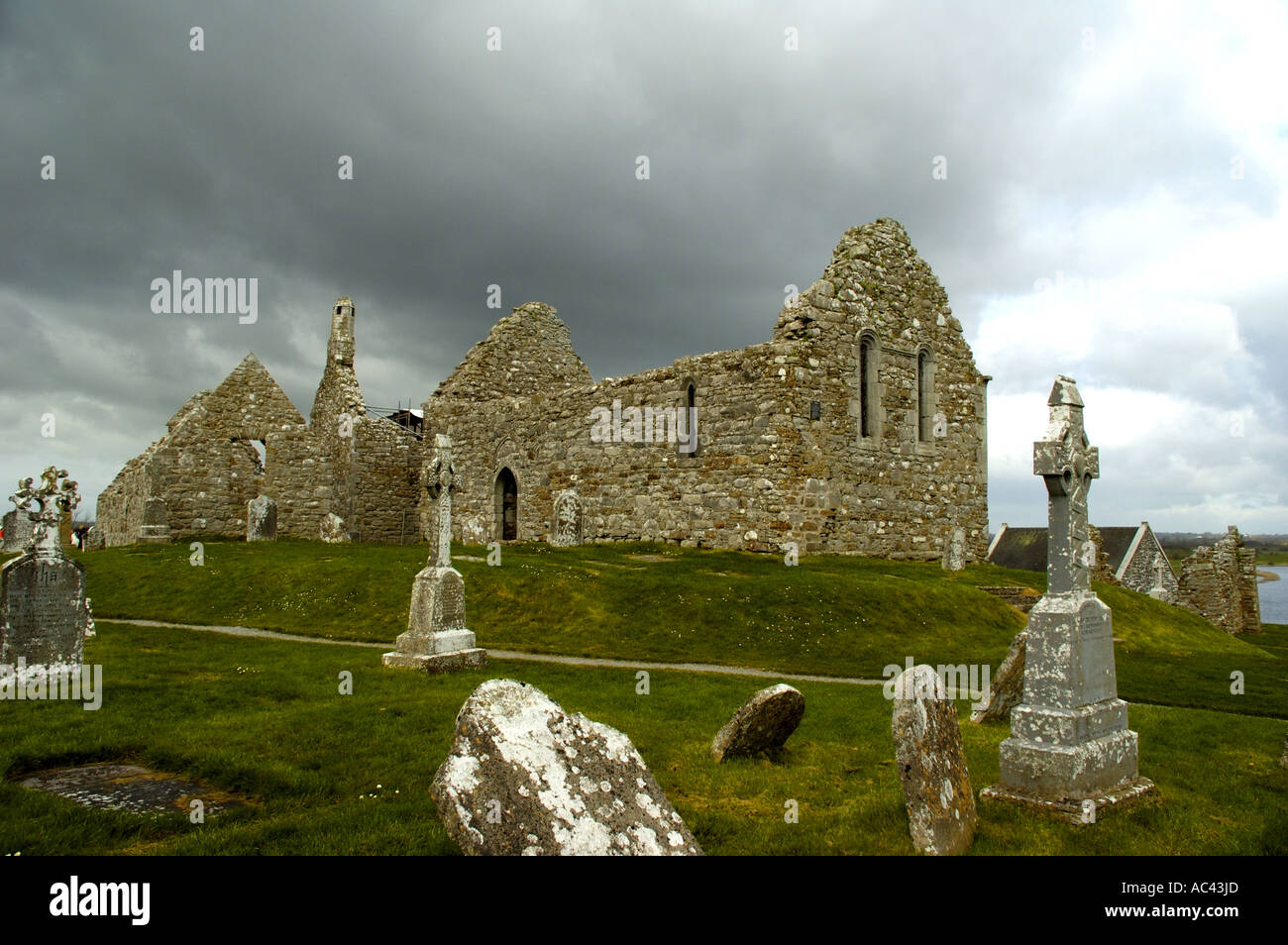 The ancient monastery of Clonmacnoise Co Offaly Ireland Stock Photo - Alamy