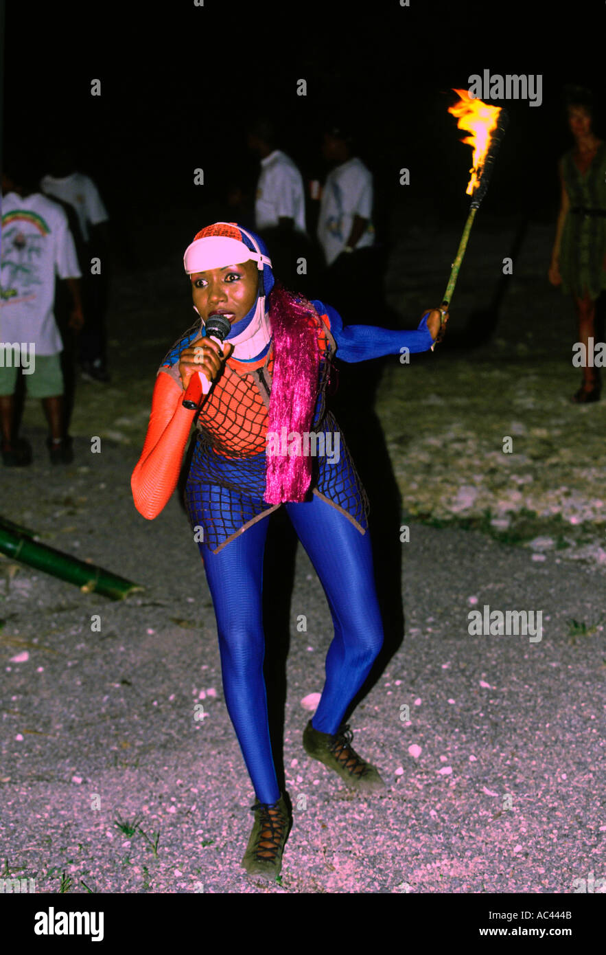 Grace jones james bond hi-res stock photography and images - Alamy