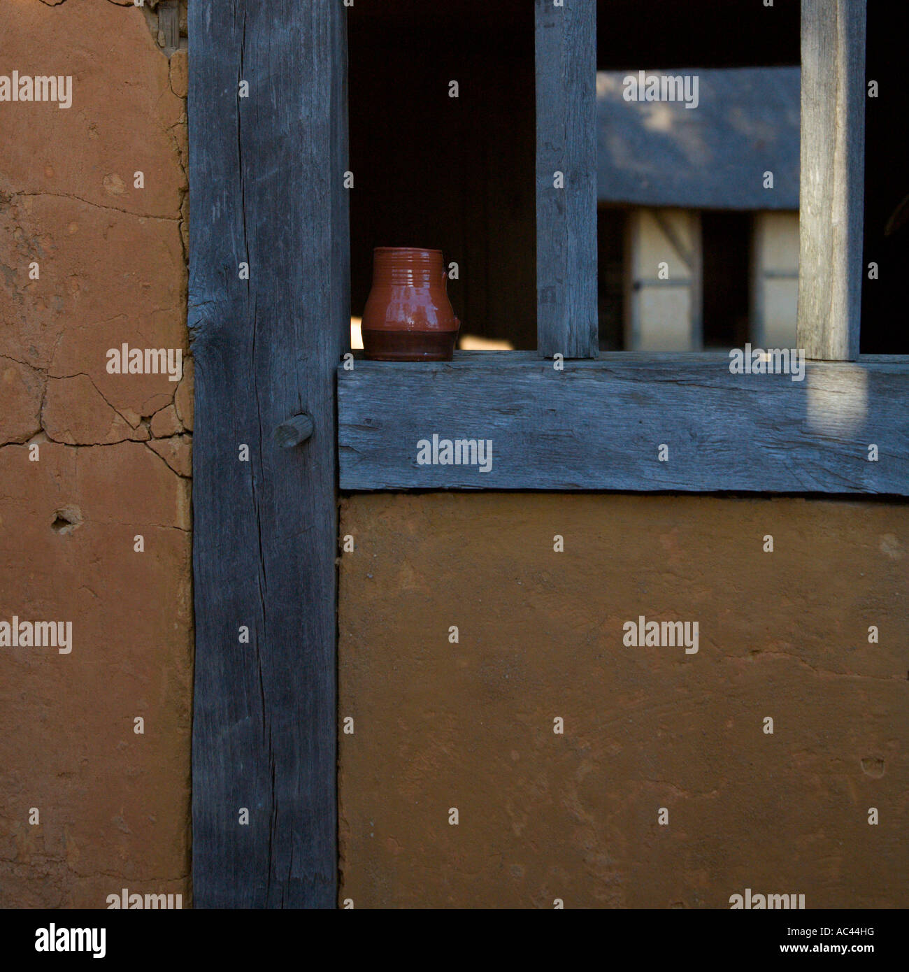 Pottery in Jamestown Stock Photo - Alamy