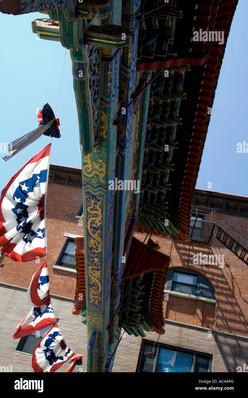 Friendship gate at the entrance in Philadelphia's China town Stock ...