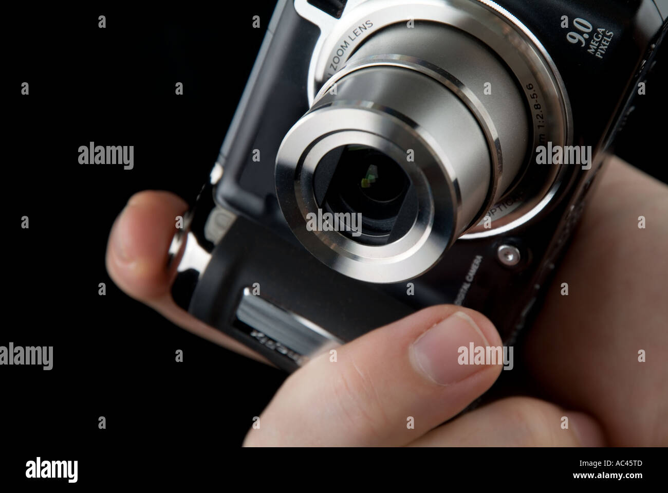 Zoom compact camera hi-res stock photography and images - Alamy