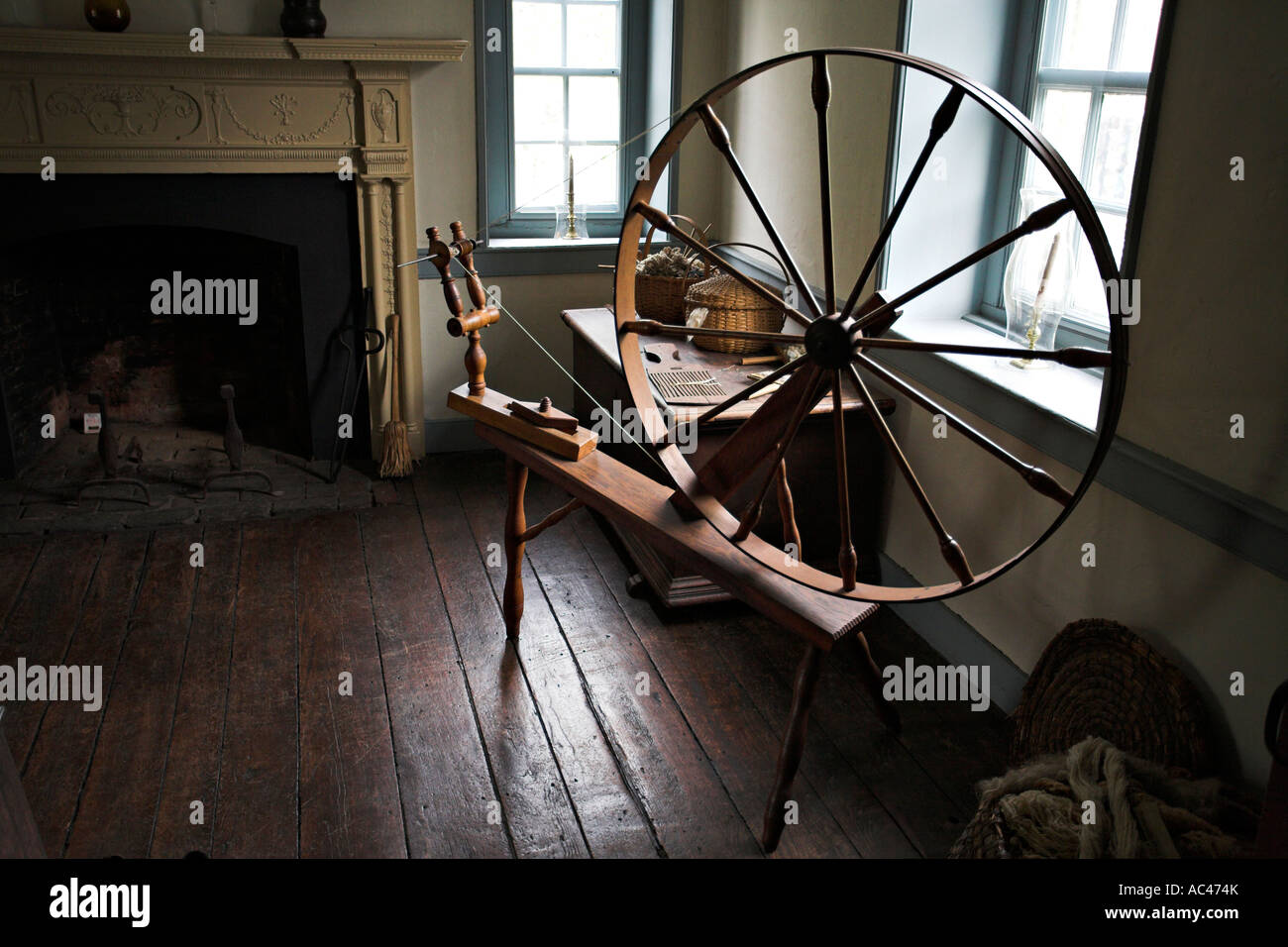 Old Spinning Wheel High Resolution Stock Photography and Images - Alamy