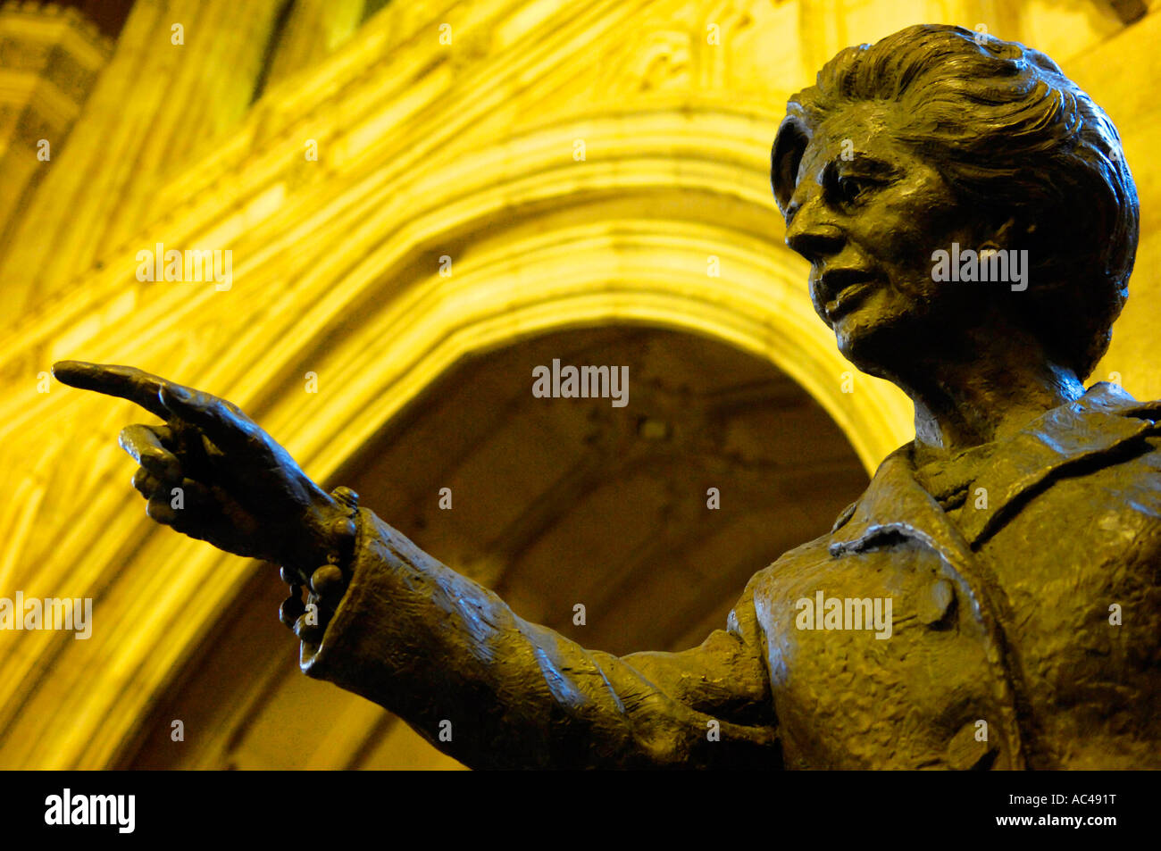 Statue of lady thatcher unveiled hi-res stock photography and images ...