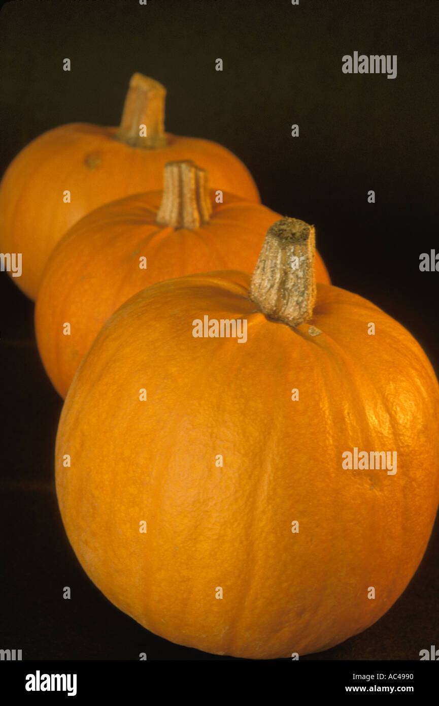 3 pumpkins hi-res stock photography and images - Alamy