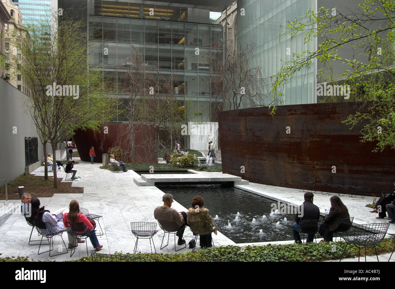 Museum of Modern Art (MOMA) New York Stock Photo - Alamy