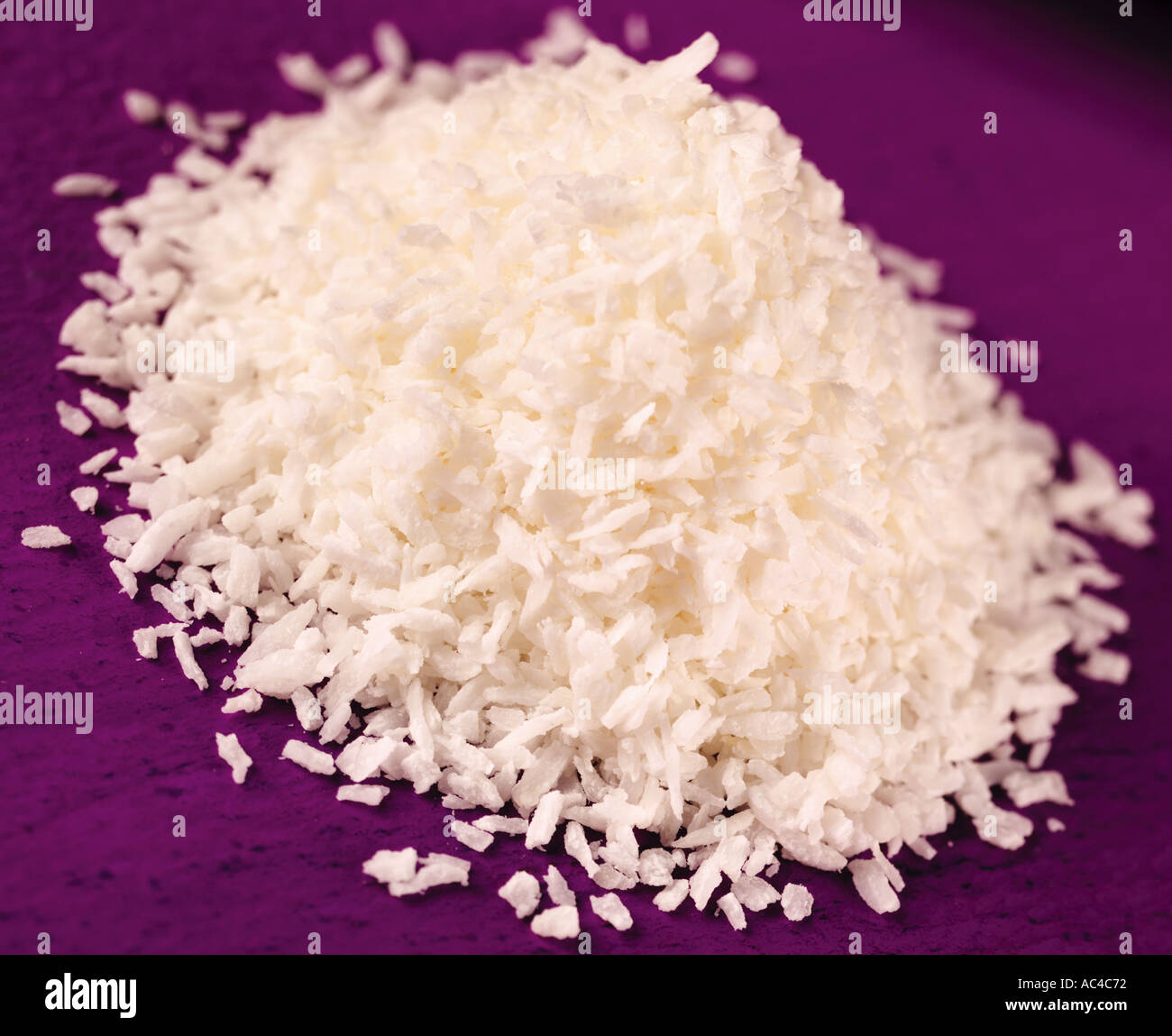 Dessicated coconut hi-res stock photography and images - Alamy