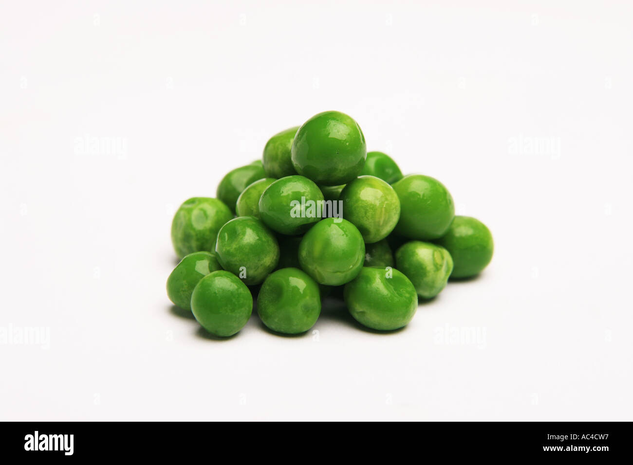 Frozen peas and canned peas hi-res stock photography and images - Alamy