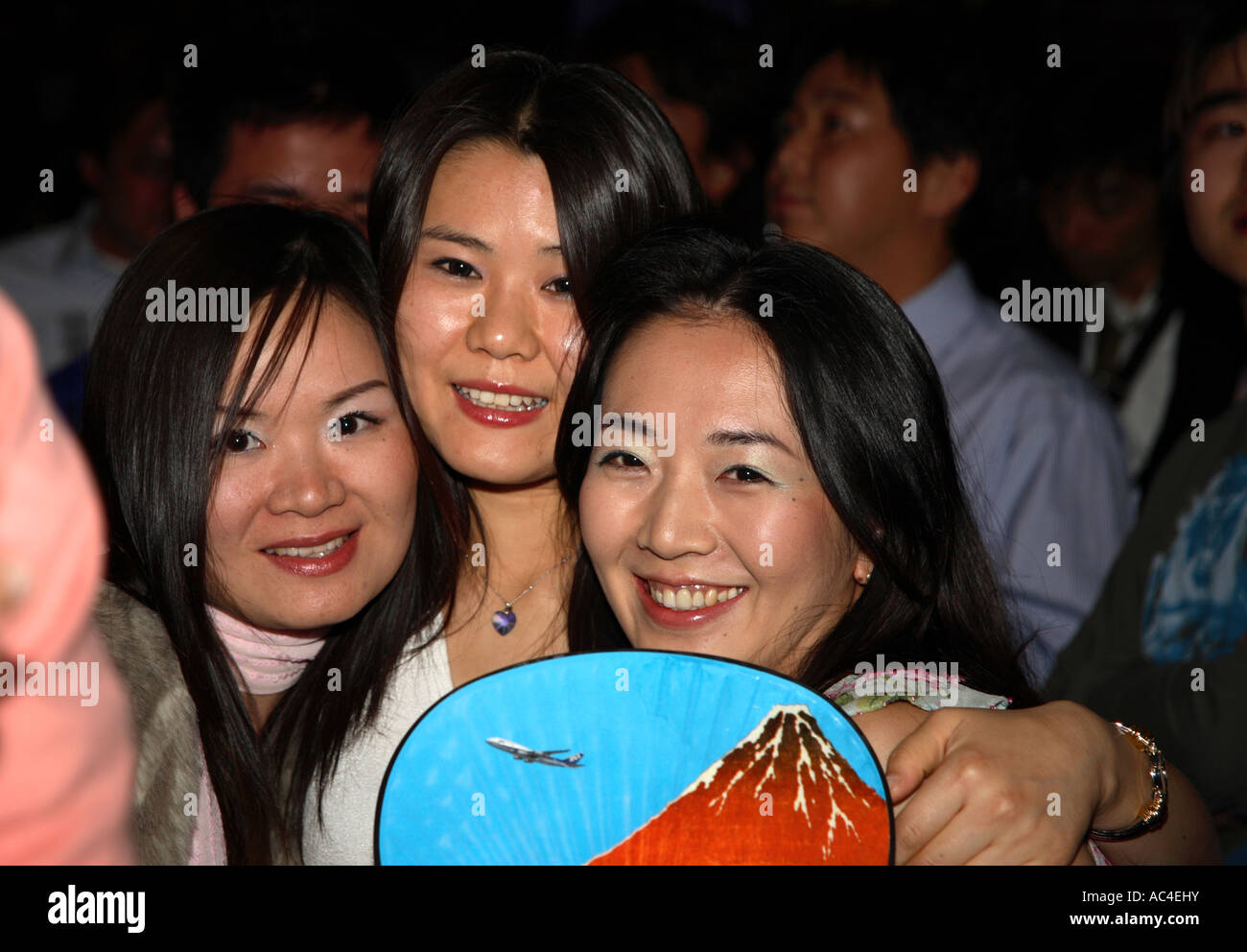 Japanese fans watching their team vs Brazil, 2006 World Cup Finals ...